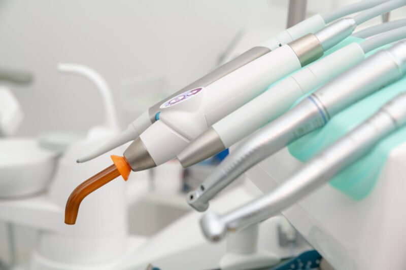 Rotfyllning / endodonti vid grov karies – Nova Tandklinik